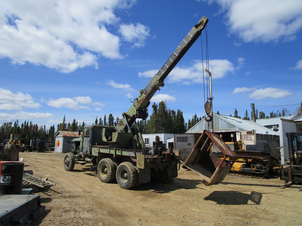 1976 AM General M816 Wrecker